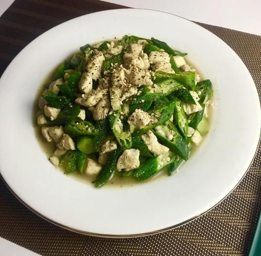 秋葵炒肉要不要焯水_焯水对口感影响大吗-第3张图片-山城妙识