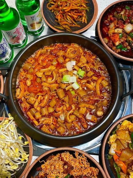 肥肠火锅怎么做最正宗_肥肠火锅底料配方-第1张图片-山城妙识 肥肠火锅怎么做最正宗_肥肠火锅底料配方-第1张图片-山城妙识