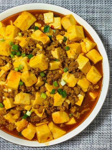 豆腐烧肉怎么做_家常豆腐烧肉做法-第1张图片-山城妙识