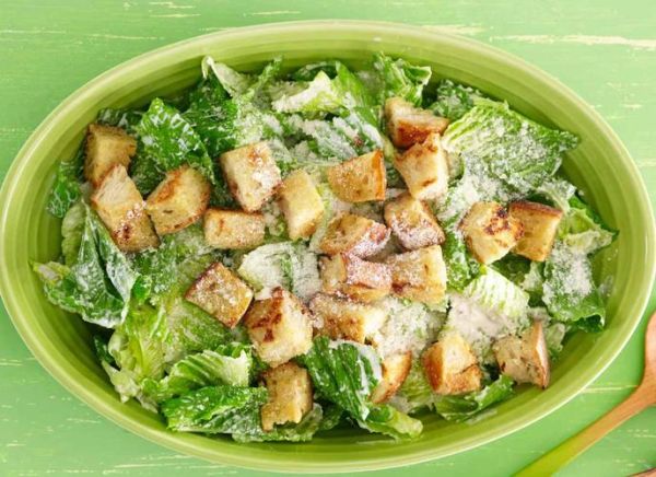 西餐沙拉怎么做_经典凯撒沙拉做法-第3张图片-山城妙识