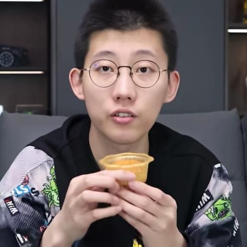 鲤鱼ace是谁_鲤鱼ace真实身份揭秘-第2张图片-山城妙识