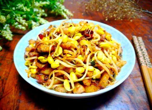 黄豆芽和什么炒好吃_黄豆芽搭配禁忌-第3张图片-山城妙识 黄豆芽和什么炒好吃_黄豆芽搭配禁忌-第3张图片-山城妙识