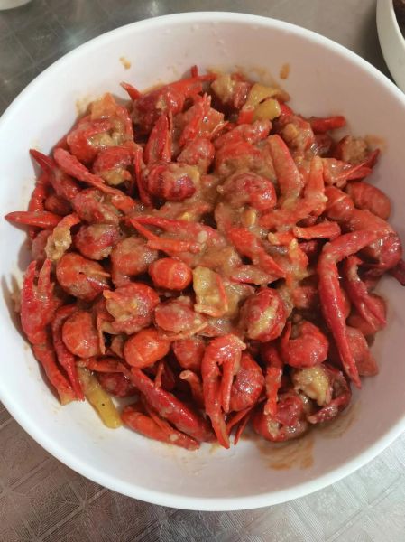 红烧小龙虾怎么做_红烧小龙虾家常做法-第2张图片-山城妙识