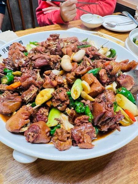 特色炒鸡怎么做_炒鸡最正宗的做法-第1张图片-山城妙识