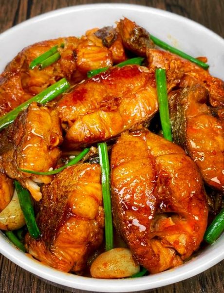 红烧鲈鱼家常简单做法_鲈鱼怎么烧不腥-第1张图片-山城妙识 红烧鲈鱼家常简单做法_鲈鱼怎么烧不腥-第1张图片-山城妙识