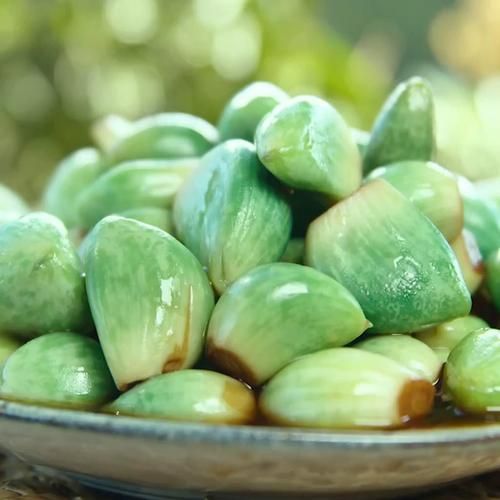 腊八蒜放糖吗_腊八蒜要不要加糖-第1张图片-山城妙识 腊八蒜放糖吗_腊八蒜要不要加糖-第1张图片-山城妙识