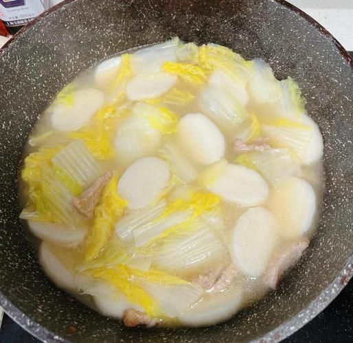 煮年糕怎么做好吃_年糕软糯不糊锅的秘诀-第1张图片-山城妙识 煮年糕怎么做好吃_年糕软糯不糊锅的秘诀-第1张图片-山城妙识