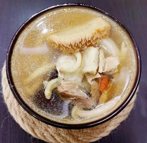 猴头菇煲汤怎么搭配_猴头菇煲汤配什么食材好-第2张图片-山城妙识 猴头菇煲汤怎么搭配_猴头菇煲汤配什么食材好-第2张图片-山城妙识