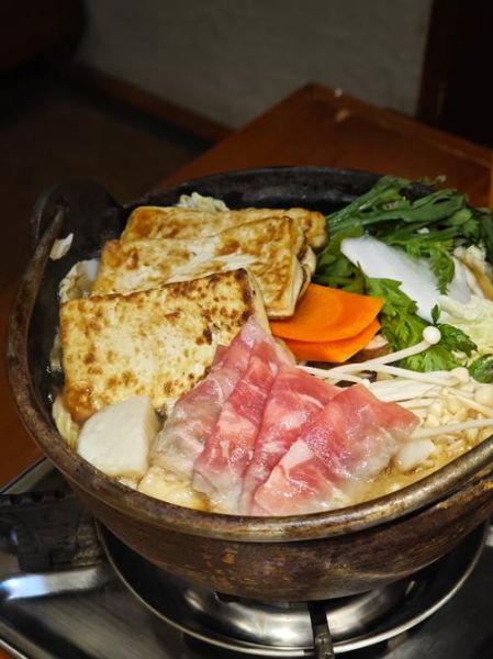 日式寿喜锅怎么做_正宗做法窍门-第1张图片-山城妙识 日式寿喜锅怎么做_正宗做法窍门-第1张图片-山城妙识