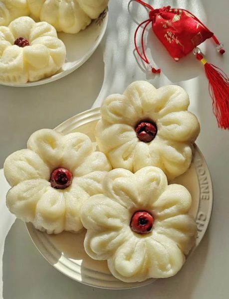 北方枣花馒头的做法_怎么做才松软香甜-第3张图片-山城妙识 北方枣花馒头的做法_怎么做才松软香甜-第3张图片-山城妙识