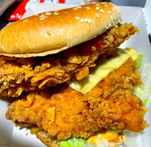 双层鸡腿汉堡包热量_双层鸡腿汉堡包做法-第1张图片-山城妙识