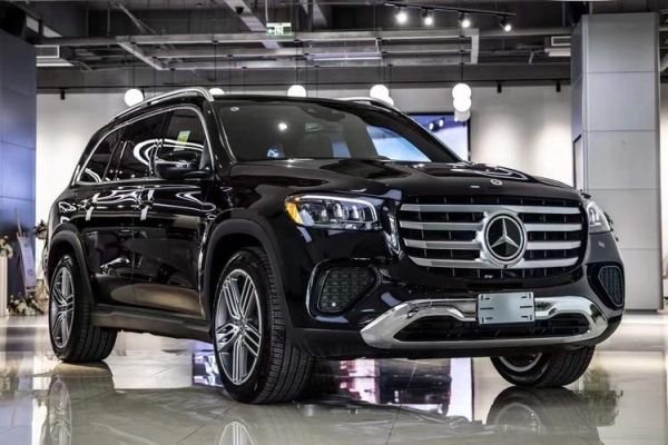 奔驰汽车图片大全_奔驰车型怎么选-第2张图片-山城妙识 奔驰汽车图片大全_奔驰车型怎么选-第2张图片-山城妙识