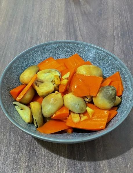 草菇怎么炒好吃_草菇的做法大全家常菜-第2张图片-山城妙识