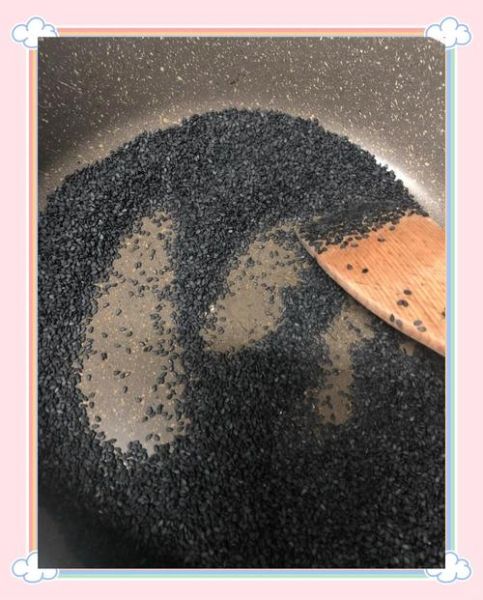 自制黑芝麻馅怎么做_黑芝麻馅保存多久-第2张图片-山城妙识 自制黑芝麻馅怎么做_黑芝麻馅保存多久-第2张图片-山城妙识