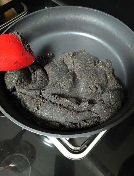 自制黑芝麻馅怎么做_黑芝麻馅保存多久-第1张图片-山城妙识 自制黑芝麻馅怎么做_黑芝麻馅保存多久-第1张图片-山城妙识