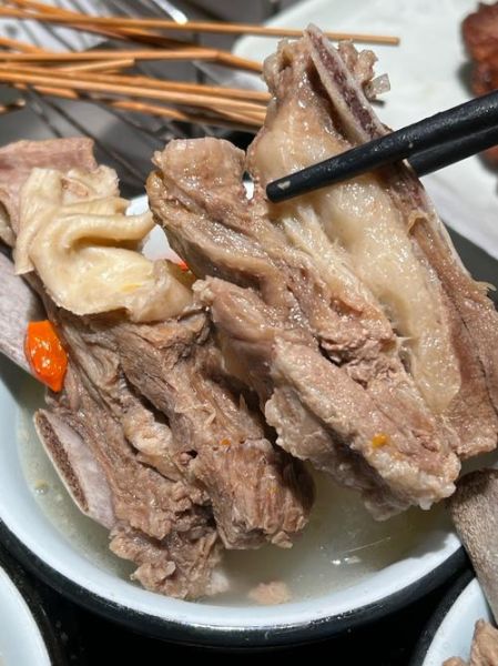 羊排汤怎么做好喝_羊排汤去腥增香的秘诀-第1张图片-山城妙识 羊排汤怎么做好喝_羊排汤去腥增香的秘诀-第1张图片-山城妙识