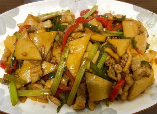 千叶豆腐怎么炒才好吃_家常辣炒千叶豆腐的做法-第1张图片-山城妙识 千叶豆腐怎么炒才好吃_家常辣炒千叶豆腐的做法-第1张图片-山城妙识