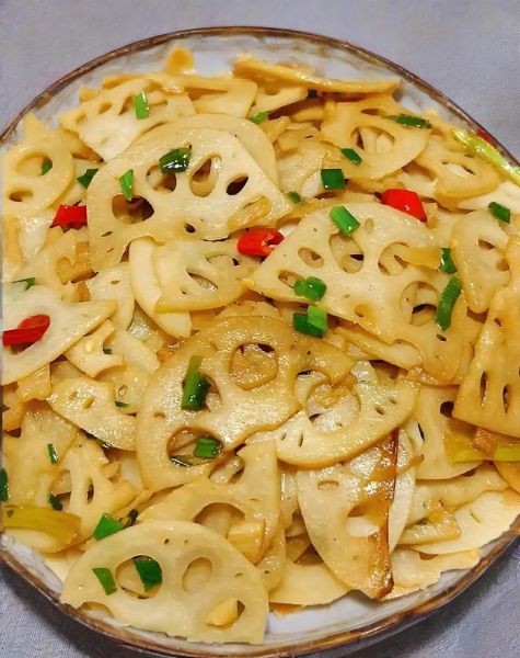 莲藕怎么炒好吃_家常炒藕片做法-第1张图片-山城妙识 莲藕怎么炒好吃_家常炒藕片做法-第1张图片-山城妙识