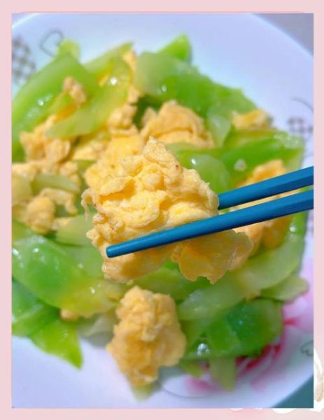 莴笋炒鸡蛋怎么做_莴笋炒鸡蛋热量高吗-第2张图片-山城妙识 莴笋炒鸡蛋怎么做_莴笋炒鸡蛋热量高吗-第2张图片-山城妙识