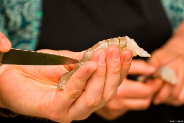 鲜虾怎么保存才新鲜_鲜虾怎么清洗最干净-第2张图片-山城妙识 鲜虾怎么保存才新鲜_鲜虾怎么清洗最干净-第2张图片-山城妙识