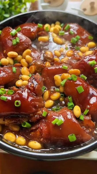 猪蹄黄豆怎么炖才软糯_黄豆猪蹄汤的家常做法-第3张图片-山城妙识