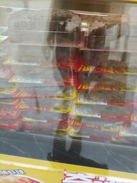 武汉周黑鸭哪家最正宗_周黑鸭总店在哪-第1张图片-山城妙识