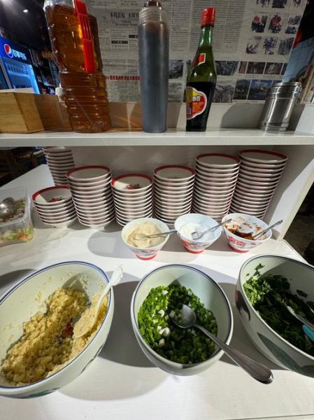 火锅调料台怎么摆_火锅调料台需要哪些配料-第2张图片-山城妙识 火锅调料台怎么摆_火锅调料台需要哪些配料-第2张图片-山城妙识