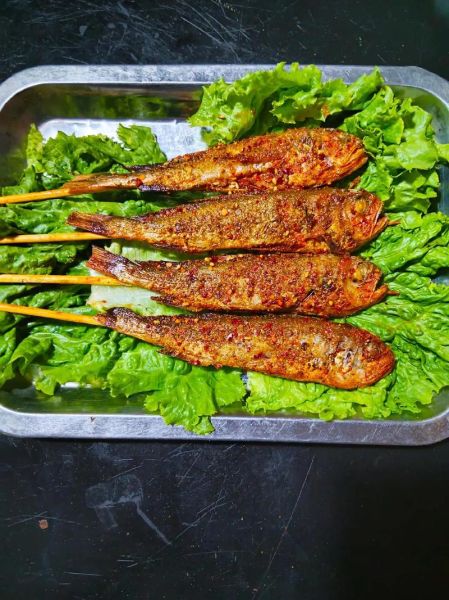 网红小黄鱼怎么烤_烤制时间多久-第1张图片-山城妙识 网红小黄鱼怎么烤_烤制时间多久-第1张图片-山城妙识