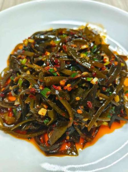 怎样凉拌海带丝最好吃窍门_海带丝焯水几分钟才脆-第3张图片-山城妙识