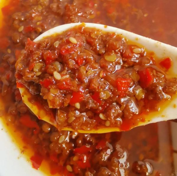 自制牛肉辣酱怎么做_牛肉辣酱保存多久-第2张图片-山城妙识