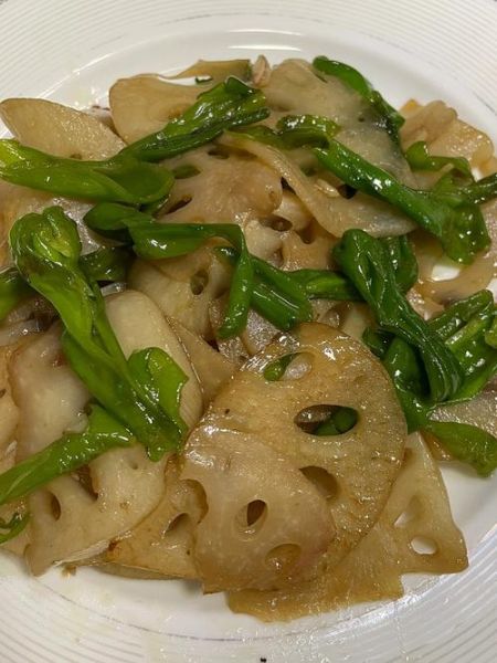 青椒炒藕片怎么炒好吃_家常做法步骤-第2张图片-山城妙识 青椒炒藕片怎么炒好吃_家常做法步骤-第2张图片-山城妙识