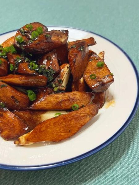 茭白怎么做好吃_茭白的功效与作用禁忌-第3张图片-山城妙识 茭白怎么做好吃_茭白的功效与作用禁忌-第3张图片-山城妙识