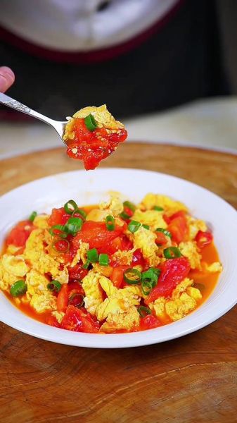 西红柿炒鸡蛋怎么做_简单又好吃的家常菜-第3张图片-山城妙识