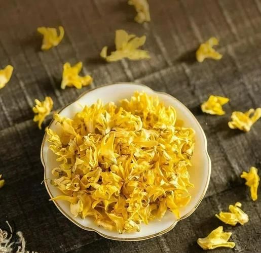 石斛的价格是多少钱一斤_正宗霍山石斛多少钱-第1张图片-山城妙识