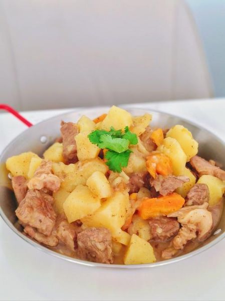土豆红烧牛肉怎么做好吃_土豆红烧牛肉用什么部位最嫩-第1张图片-山城妙识
