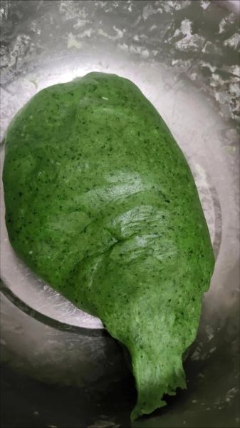 艾叶粑粑怎么做才软糯_艾叶粑粑不苦的技巧-第3张图片-山城妙识