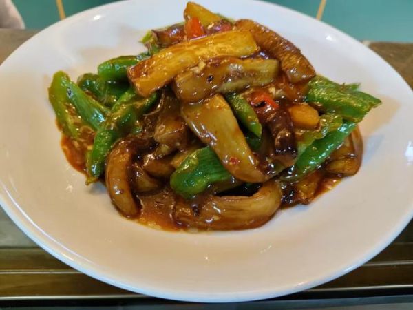 虎皮青椒烧茄子怎么做_家常做法步骤详解-第2张图片-山城妙识