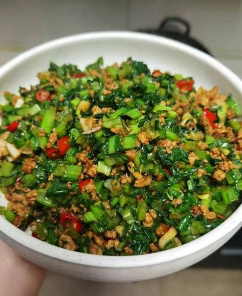 雪里红怎么炒好吃_雪里红炒肉末的做法窍门-第3张图片-山城妙识