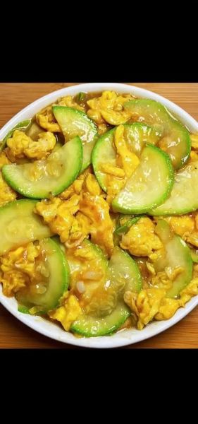 西葫芦炒鸡蛋怎么炒好吃_西葫芦炒鸡蛋的做法窍门-第2张图片-山城妙识