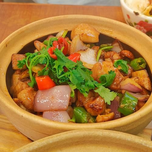 砂锅饭怎么做_砂锅饭不粘锅的窍门-第1张图片-山城妙识