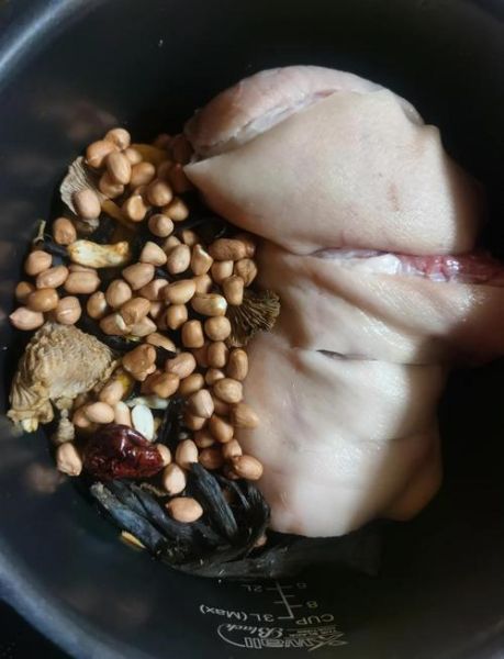 高压锅肘子多长时间_高压锅炖肘子多久能烂-第2张图片-山城妙识