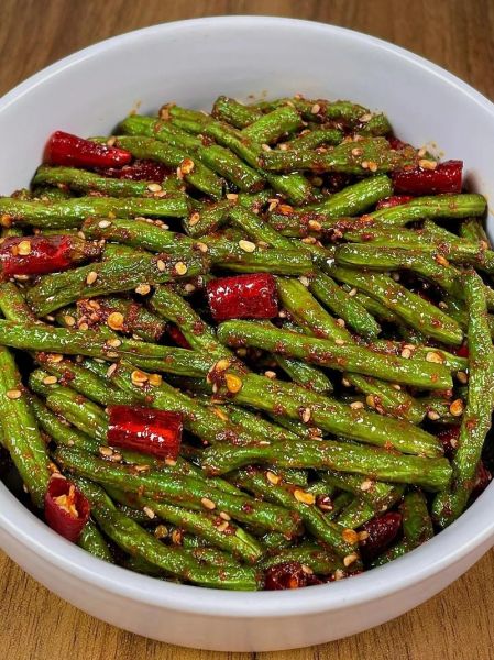 豆角怎么炒好吃又简单_家常豆角做法-第1张图片-山城妙识