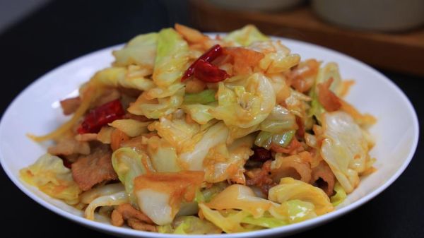 包菜炒几分钟才熟_包菜炒多久口感最好-第2张图片-山城妙识 包菜炒几分钟才熟_包菜炒多久口感最好-第2张图片-山城妙识