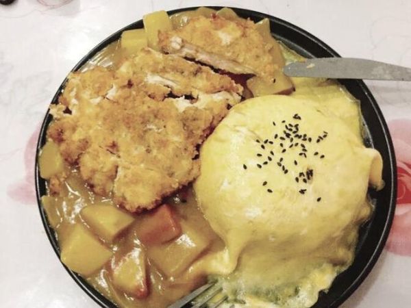 日本网红蛋包饭怎么做_蛋包饭酱汁怎么调-第1张图片-山城妙识