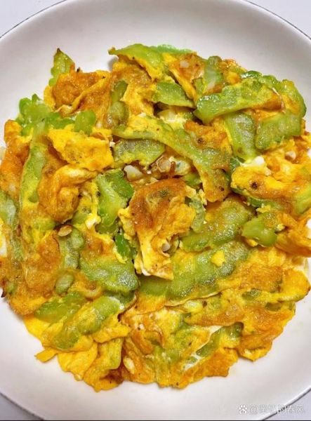 苦瓜怎么炒不苦_苦瓜炒蛋的做法-第2张图片-山城妙识