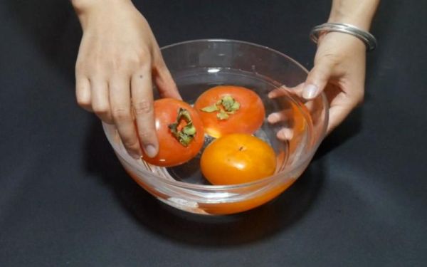 柿子怎么泡更甜更脆_用什么水泡柿子最好-第3张图片-山城妙识