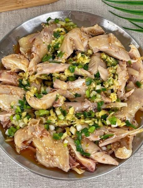 葱油鸡怎么做_正宗做法视频-第1张图片-山城妙识