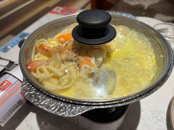 花蛤海鲜面怎么做好吃_花蛤海鲜面做法大全-第3张图片-山城妙识