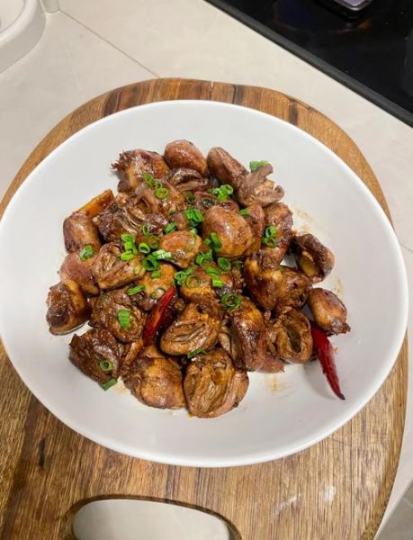 鸡心怎么炒好吃_鸡心焯水几分钟才嫩-第1张图片-山城妙识 鸡心怎么炒好吃_鸡心焯水几分钟才嫩-第1张图片-山城妙识