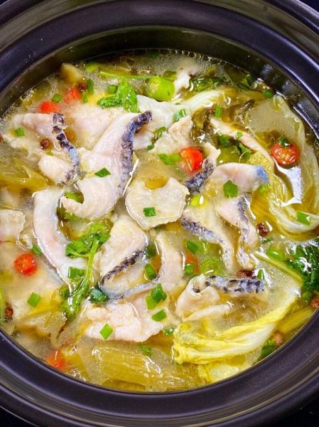 家庭版酸菜鱼怎么做_酸菜鱼鱼片不碎技巧-第2张图片-山城妙识 家庭版酸菜鱼怎么做_酸菜鱼鱼片不碎技巧-第2张图片-山城妙识